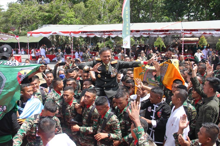 Intip Kemeriahan HUT ke-78 TNI di Kodam IX Udayana, Ada Bagi-Bagi Sembako - TIMES Indonesia