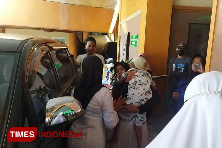 Bocah 7 Tahun yang Disiksa Keluarganya di Malang Akhirnya Pulang dari ...