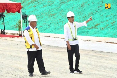 Menteri PUPR RI Dampingi Presiden RI Jokowi Tinjau Jaringan Jalan Tol Menuju IKN Nusantara ...