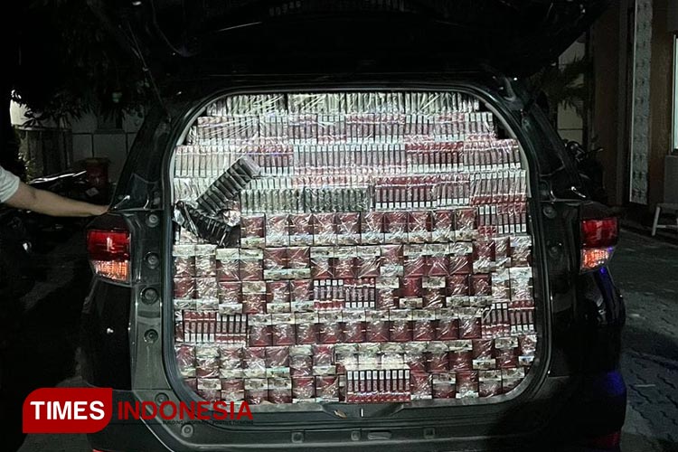 Tim Macan Muria Bea Cukai Kudus Sita 560.800 Batang Rokok Ilegal ...