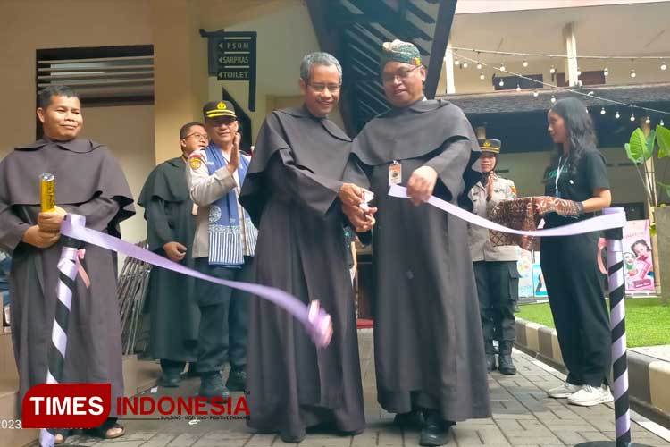 Nyanyikan 11 Lagu, Rizky Febian Menggebrak Dempo Fair XLV - TIMES Indonesia