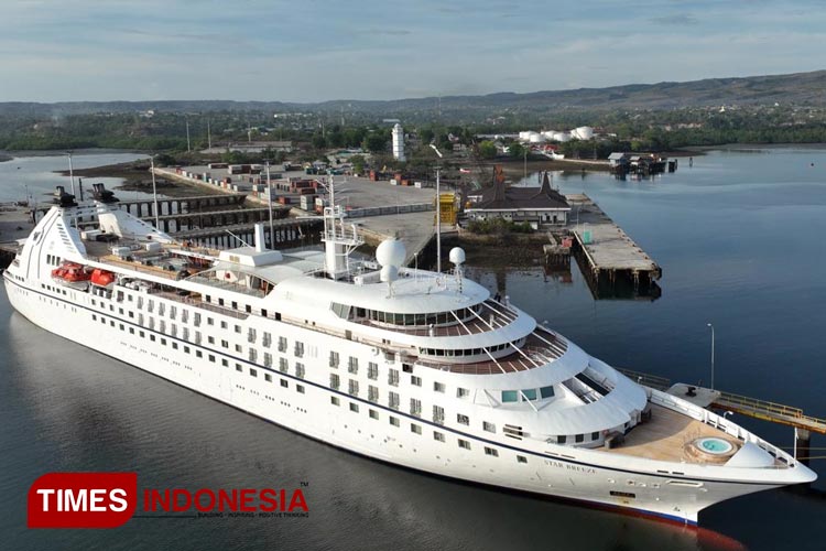 Pelindo Sambut Kapal Pesiar MS Star Breeze, Kunjungi Lokasi Wisata di Sumba Timur - TIMES Indonesia