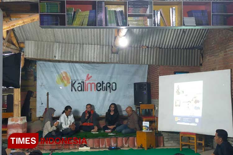 Redy Eko Prastyo Mengurai Intelektual Kampung Melalui Buku - TIMES ...