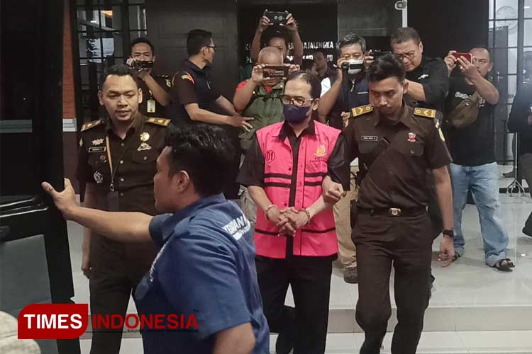 Kejari Majalengka Tetapkan 3 Tersangka Kasus Kredit Fiktif Senilai Rp1,3 Miliar - TIMES Indonesia