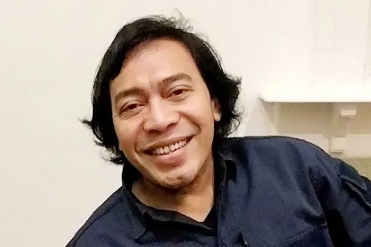 Perolehan Komeng Tembus Satu Juta Suara dalam Pemilu 2024 - TIMES Indonesia Perolehan Komeng Tembus Satu Juta Suara dalam Pemilu 2024 - TIMES Indonesia