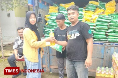 Diskoperindag Bondowoso Gelar Operasi Pasar untuk Stabilisasi Harga Beras - TIMES Indonesia