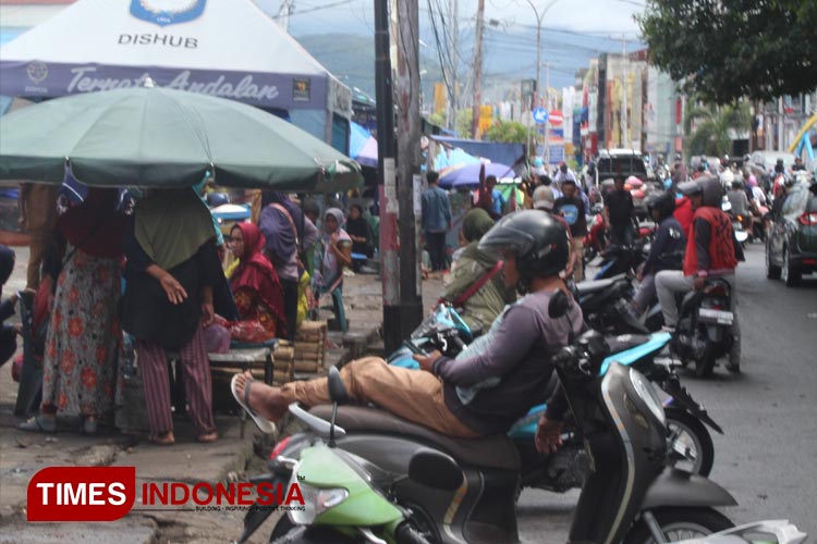 Usai Ditertibkan Disprindag Kota Ternate, Sejumlah Pedagang di Pasar ...