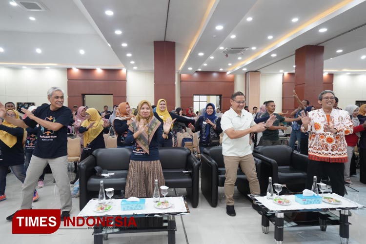 Mencermati Tugas Berat Guru Menciptakan Siswa Beretika dan Berkarakter ...