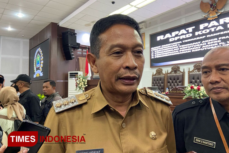 Pj Wali Kota Malang Ancang-ancang Buka Lagi Warung Tekan Inflasi ... Pj Wali Kota Malang Ancang-ancang Buka Lagi Warung Tekan Inflasi ...