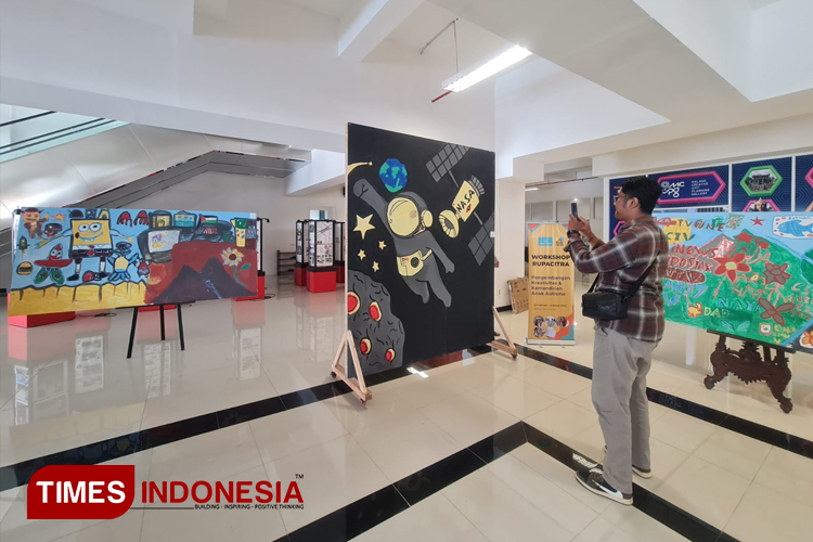 Ikuti Pelatihan Mural Artist dan Tenaga Cat Profesional, Penyandang ...