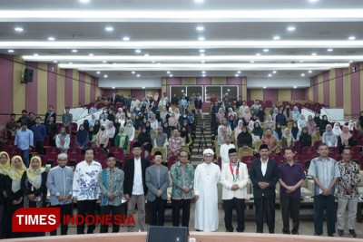 Syaikh Rohimuddin Nawawi Al-Bantani Paparkan Tasawuf di Studium ...