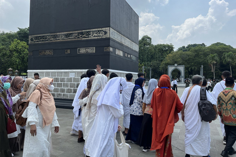 Gladi Posko Haji 2024: Simulasi Persiapan Terbaik Menuju Tanah Suci ...