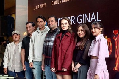 Banjir Protes Poster Series Main Api Terlalu Vulgar - TIMES Indonesia