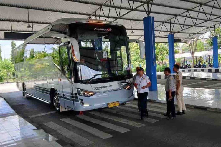 Kemenhub: Armada Bus Pariwisata Harus Laik Jalan dan Berizin - TIMES Indonesia