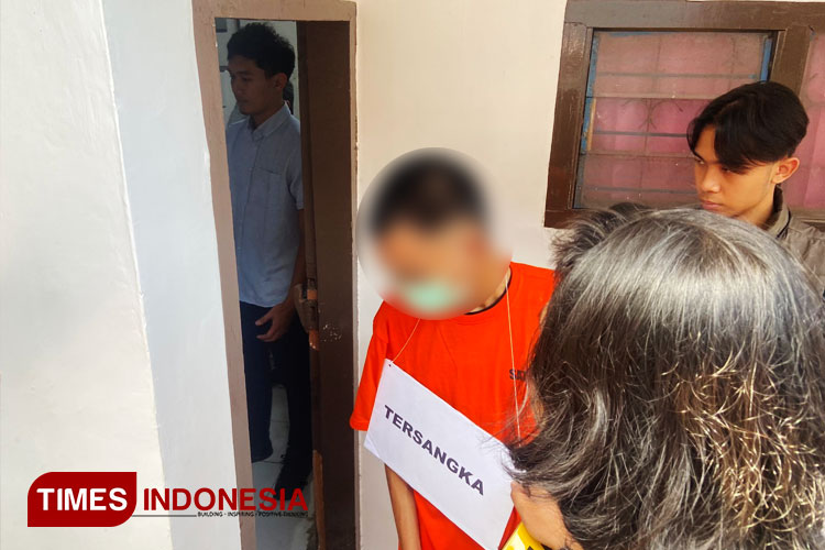 Warga Heboh Saksikan Rekonstruksi Pembunuhan Mahasiswi Malang - TIMES Indonesia