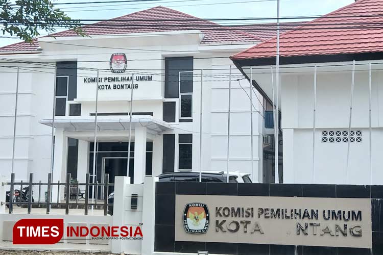 Pilkada Bontang Pasangan Independen Basri Rase Dan Chusnul Dihin Masuk