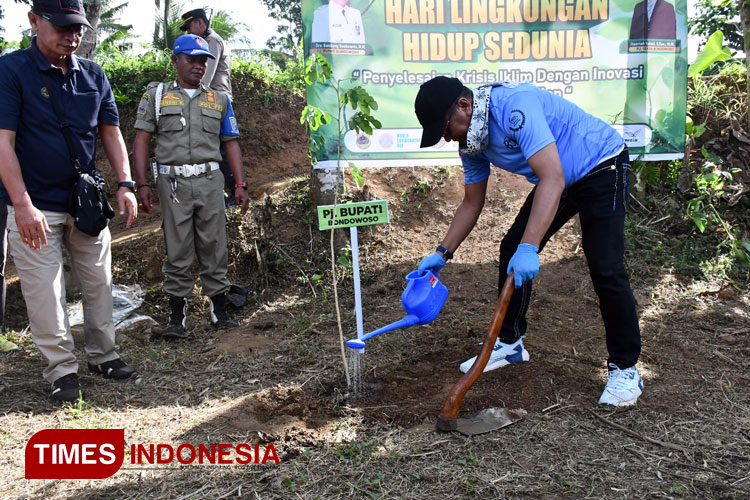 Peduli Lingkungan dengan Tanam Pohon di Hulu DAS Kali Sampean Baru ...