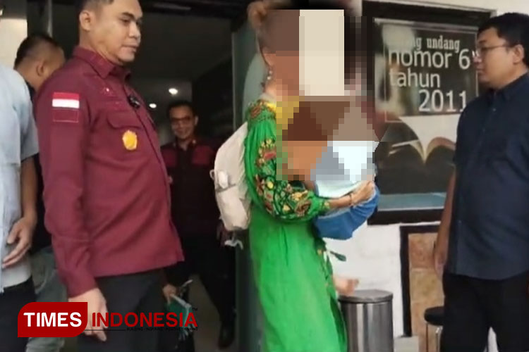 Petualangan si Kocong di Ubud Berakhir, Bocah Ukraina Dideportasi ...