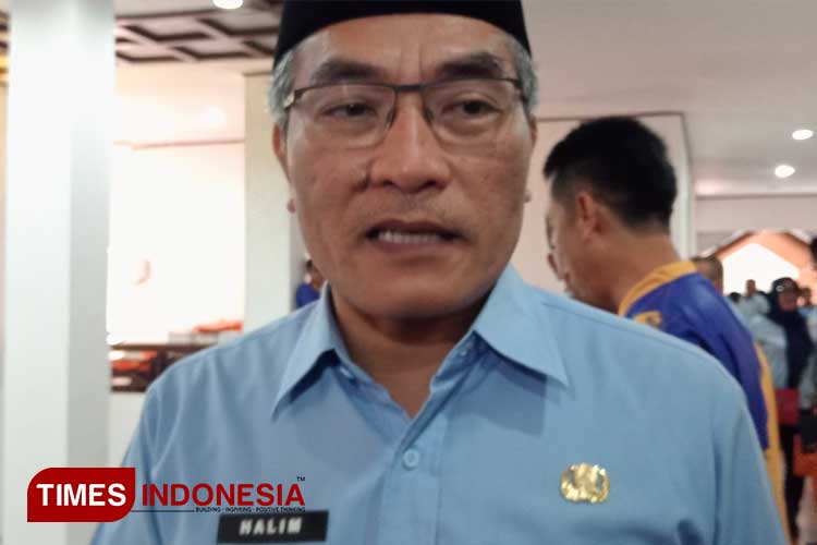 Diusung Koalisi Gemuk, Abdul Halim Muslih-Aris Suharyanta Daftar ke KPU ...
