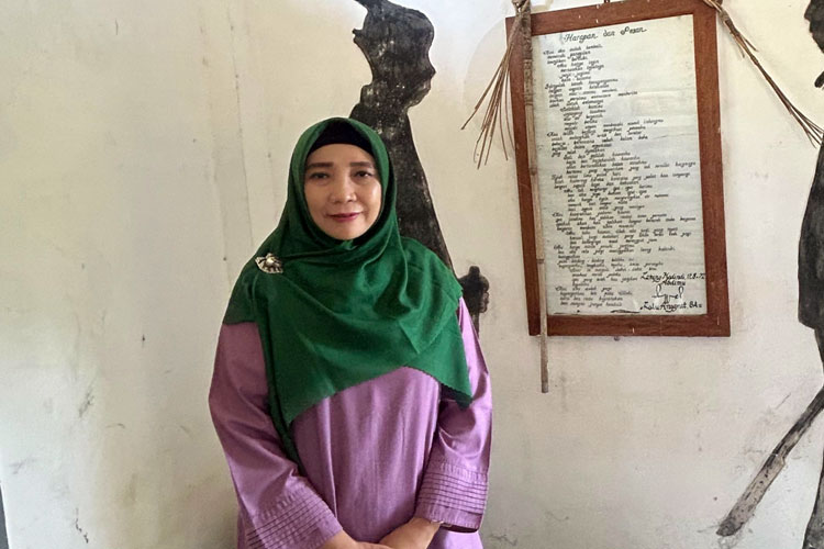 Kunjungan Cagub Sitti Rohmi Djalilah ke Rumah Putih Dompu, Menyentuh ...