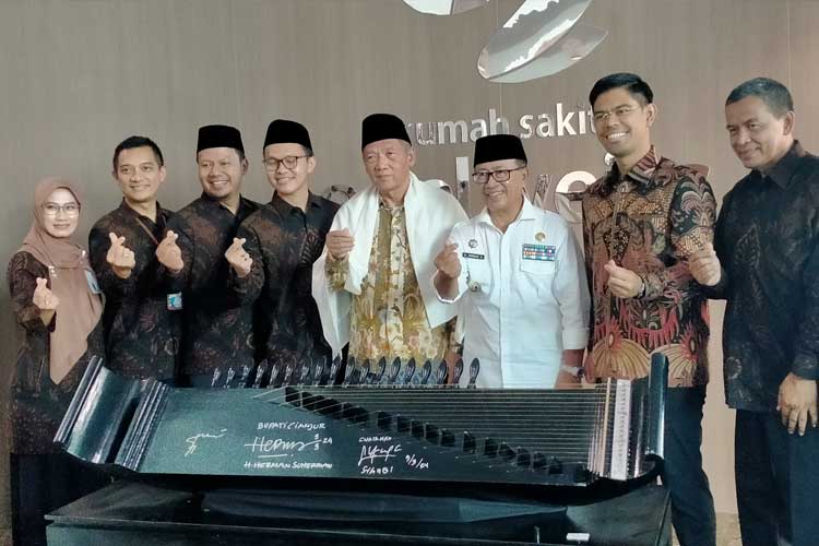 Resmikan RS Edelweiss Bentang Salapan, Bupati Cianjur: Mampu ...