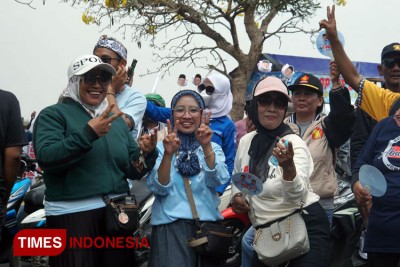 Ragam Atribut Unik Pendukung WarSa saat Antar Pengundian Nomor Urut di ...