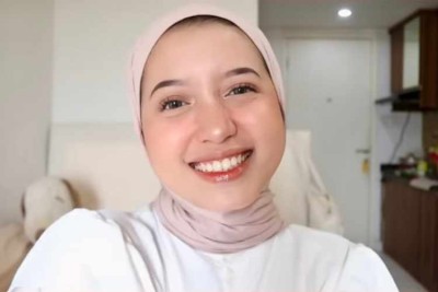 Mustika Riana: Makeup Tutorial with Affordable Price for College ...