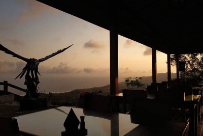 Puncak Segara Giri Resto, Wisata Kuliner Menawan dengan Pemandangan ...