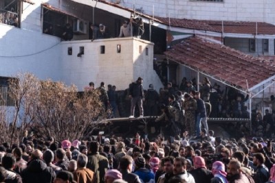 Ngeri, Ditemukan Alat Press Body Manusia di Penjara Suriah - TIMES ...