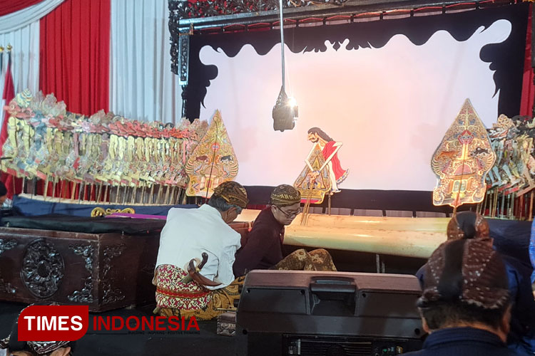 Sosok Dalang Muda di HUT ke-93 GKJW, Angkat Budaya Lewat Gaya Masa Kini ...