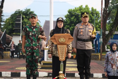 Bupati Banjarnegara Pimpin Gelar Pasukan Operasi Ketupat Candi 2025 - TIMES Indonesia