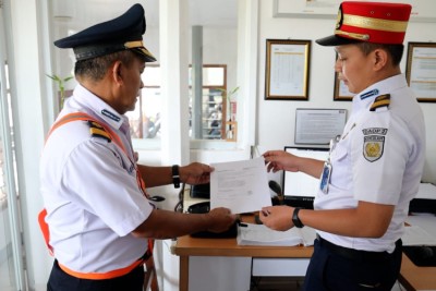 Pastikan Kelancaran Angkutan Lebaran 2025, 1.806 Pegawai KAI Daop 2 ...
