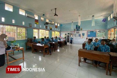 Tahun Ajaran Ini, Tiga SMP Negeri di Kabupaten Probolinggo Buka Kelas Internasional - TIMES ...