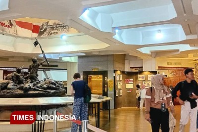 Mengenang Jejak Perjuangan Arek-Arek Suroboyo dalam Museum 10 November ...
