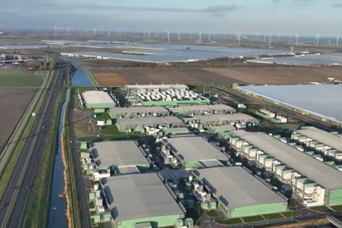 Iran Hancurkan Data Center Amazon di Timur Tengah, Internet di Teluk ...